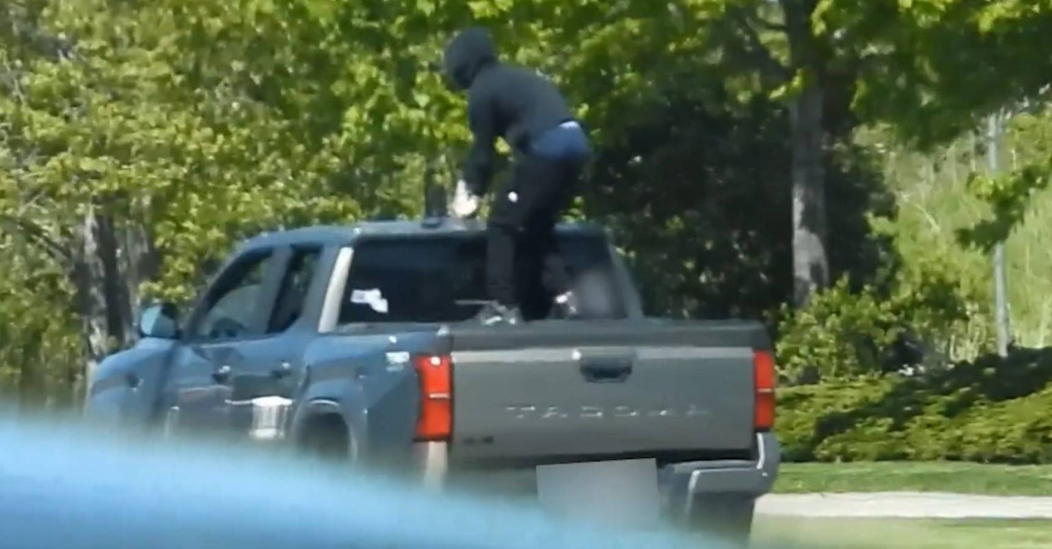VIDEO: Surveillance captures Oakville vehicle theft tied to organized ...