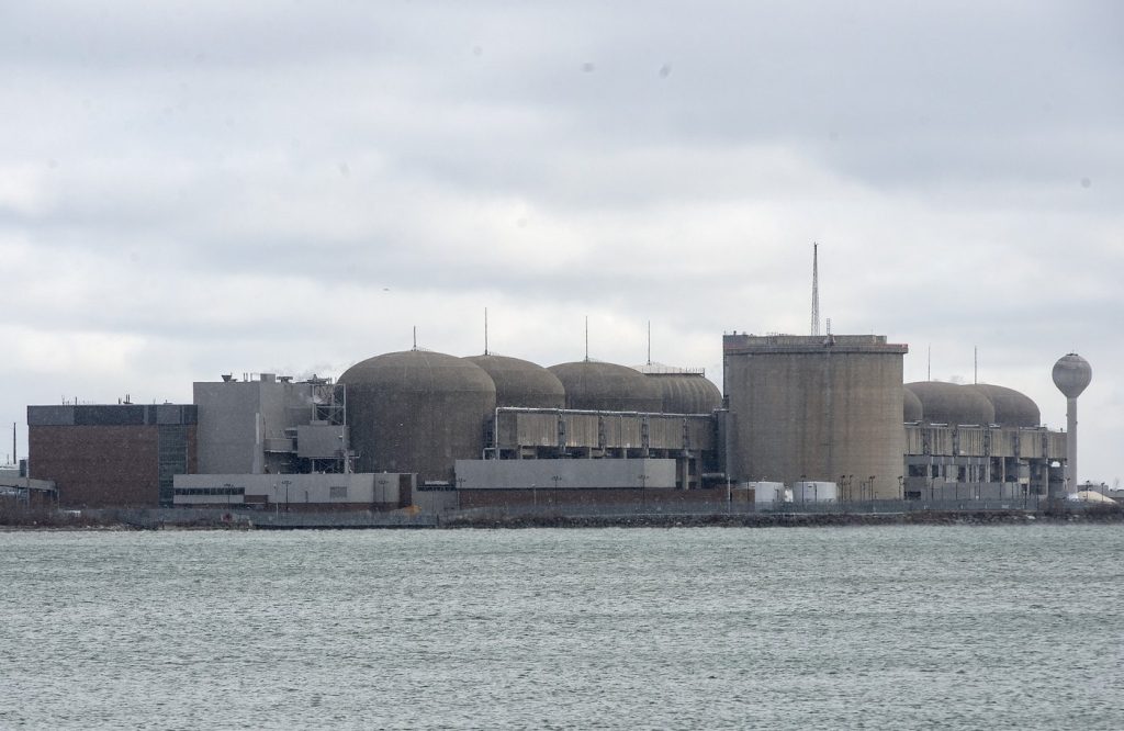 Canada looks to build up to 10 new nuclear reactors, sell more Candu ...